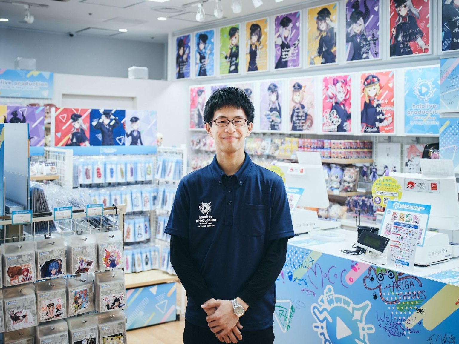 VTuber文化の新たな発信拠点「東京駅から世界へ」ホロライブプロダクション オフィシャルショップレポート | COVERedge